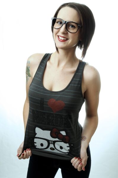 Meet Moe: The Powerlifting Gamer Girl You Didn't Know Existed. | Nerd ...