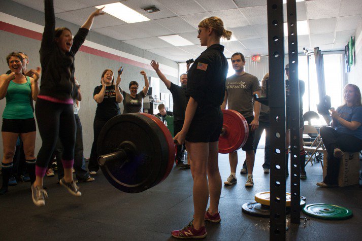 Deadlift with Proper Form: (Guide to Deadlifting Safely_